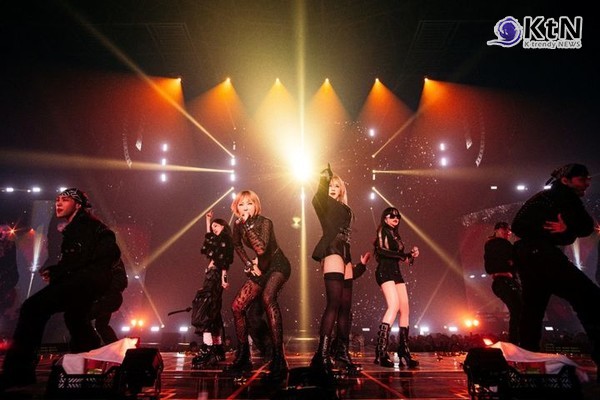 2NE1 15주년 서울 콘서트 직캠·세트리스트 화제…YG 연출력 집약