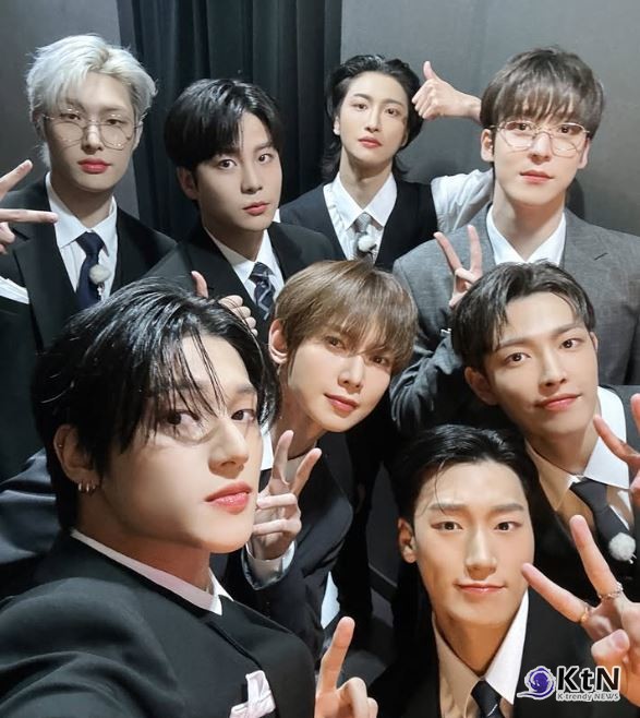 에이티즈, 전원 7년 재계약…KQ와 함께 ‘세계돌’ 여정 계속된다