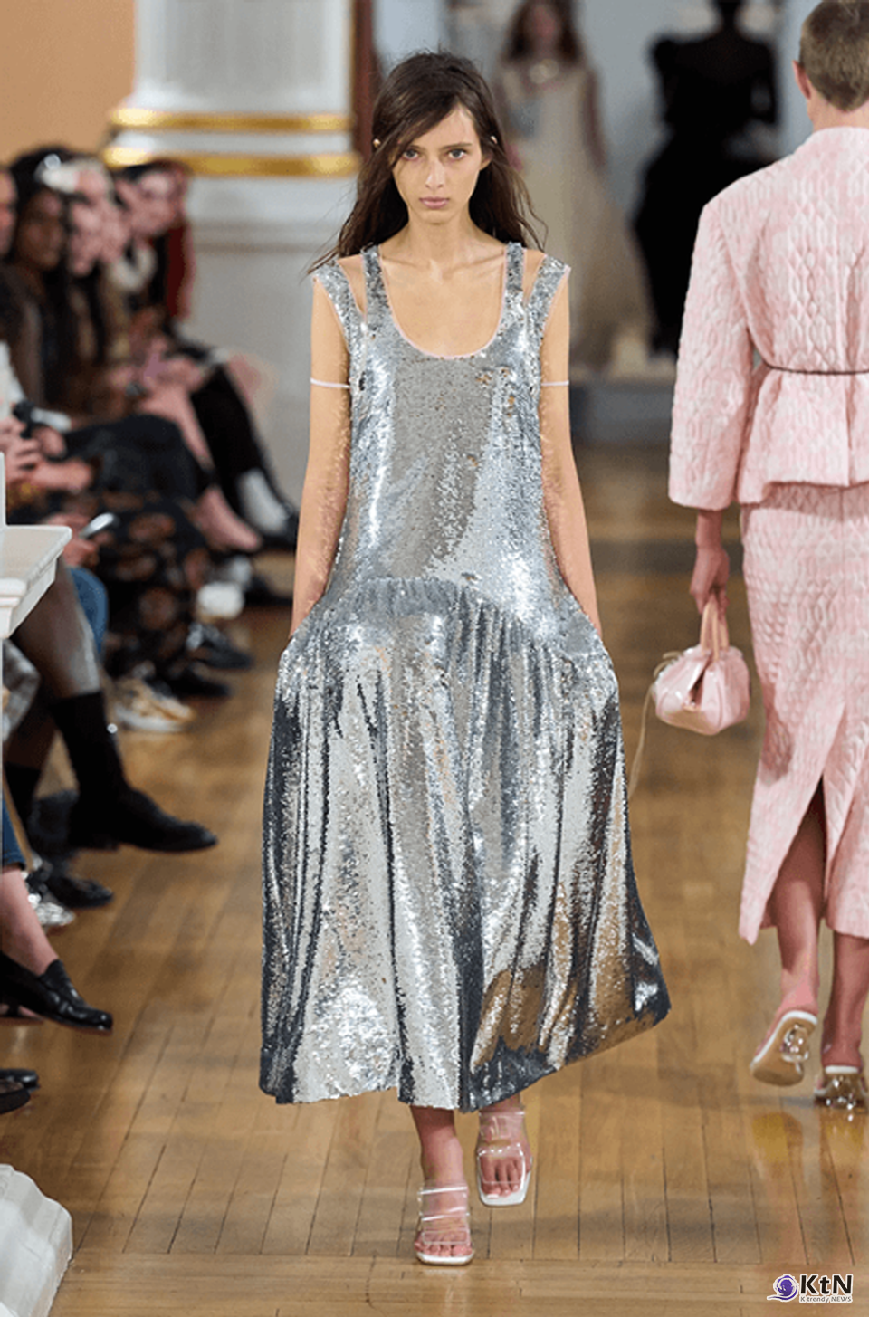 [이미지 경제①] 난해한 아름다움, 패션은 왜 여전히 어렵게 느껴지나